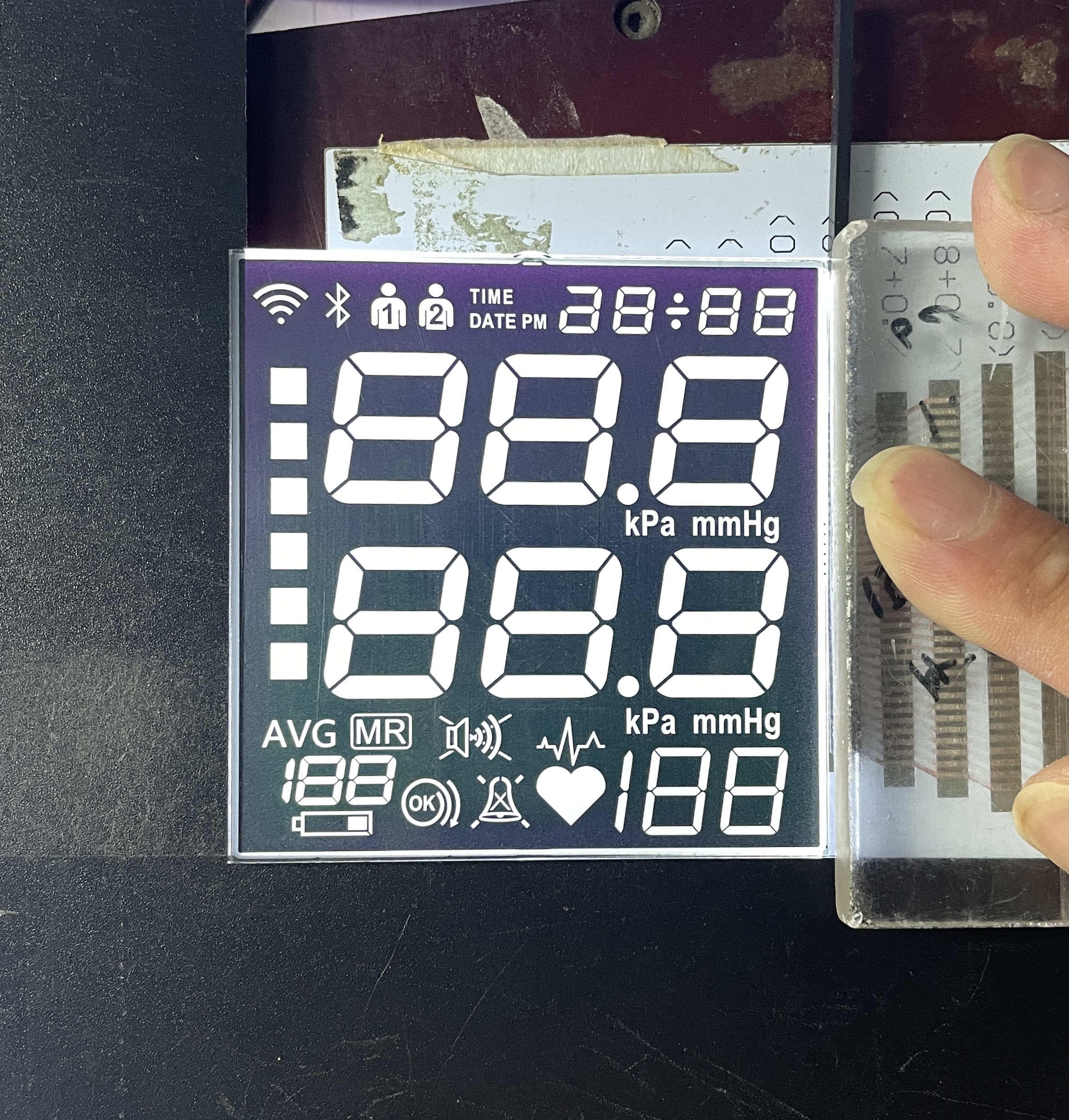 TN Segment LCD Black And White Segment Code Sphygmomanometer Application Can Customizable Display